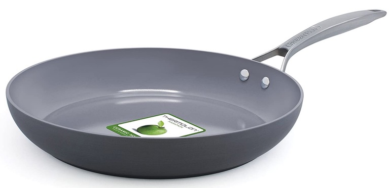 Stoneware Cookware: What to Know Before You Buy